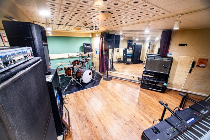 スタジオ246 WEST｜神戸三宮の音楽スタジオ・バンド練習するなら246